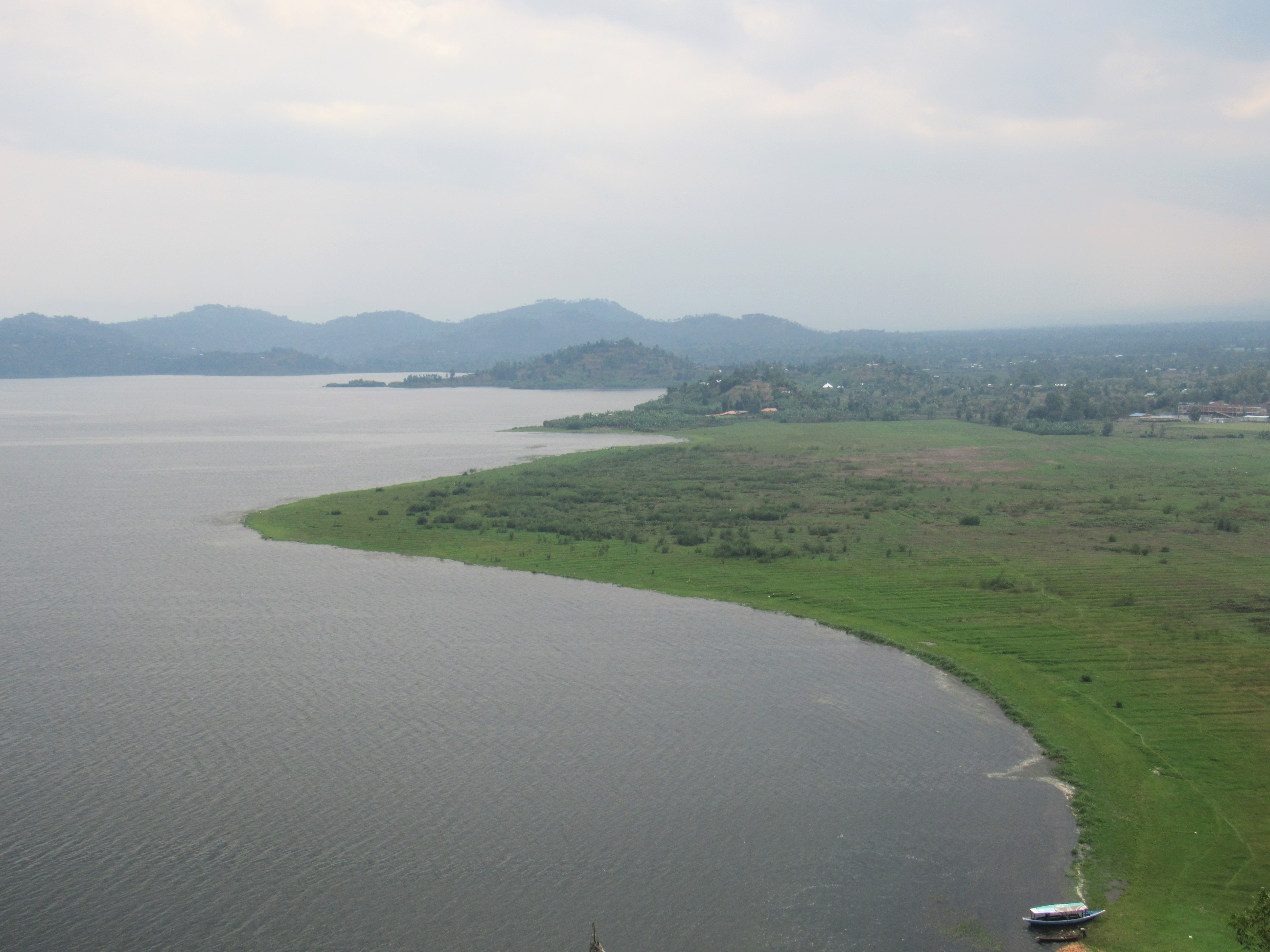 Lake Ruhondo – Tim the Nomad